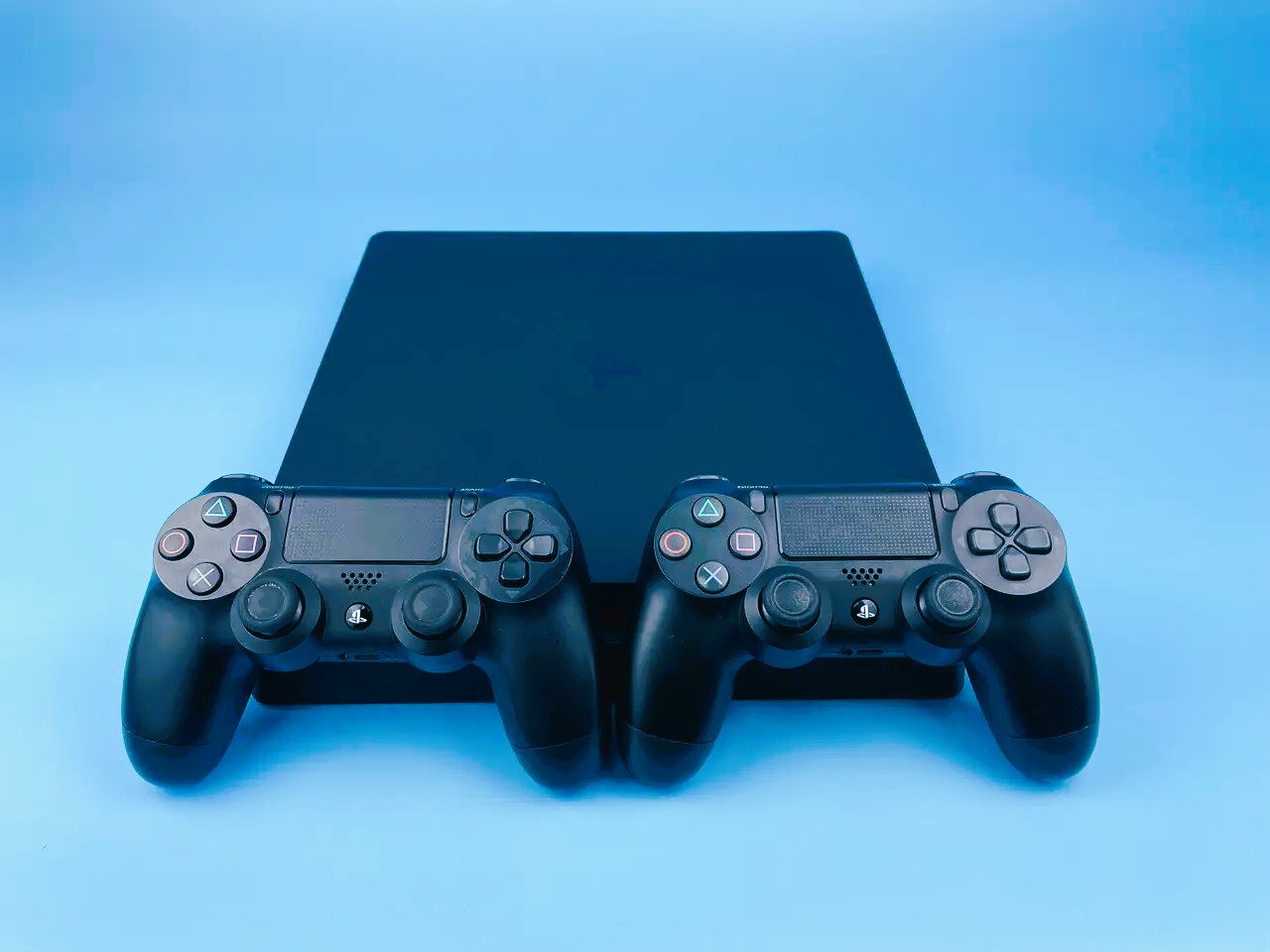 The History of Game Consoles: From Atari to Next-Gen – Artifex Terra
